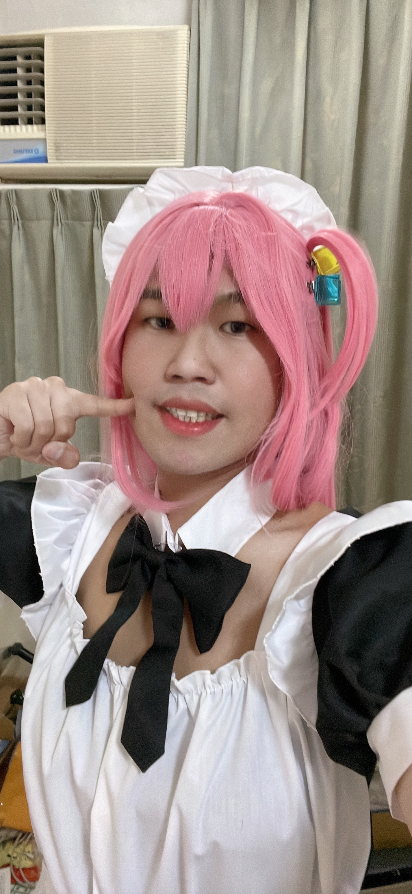 孤獨搖滾 小孤獨女僕裝 試裝照 - ben79823的創作 - 巴哈姆特