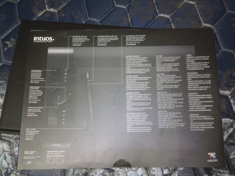 WACOM INTUOS 4 電子繪圖板功能記錄 - efliterfxx的創作 - 巴哈姆特