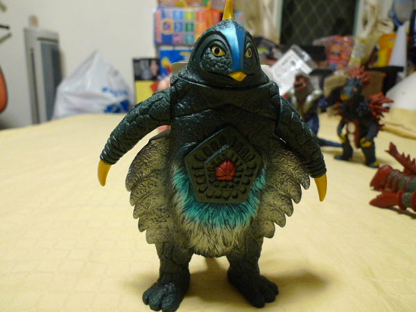 【問題】巴Q蒙到底多大?? @超人力霸王 哈啦板 - 巴哈姆特