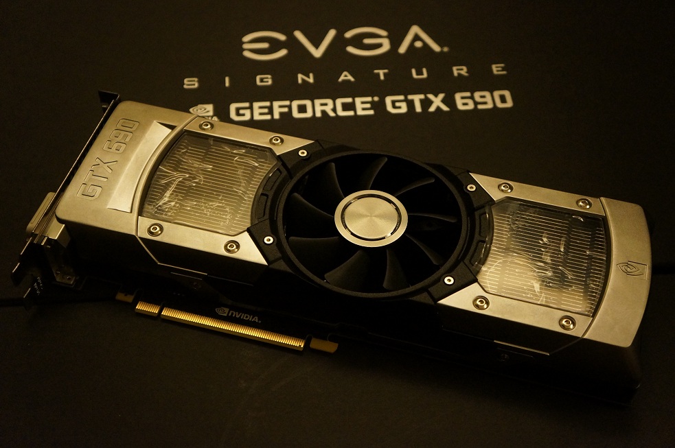 [殘酷限量]EVGA GTX690 Signature - vish的創作 - 巴哈姆特