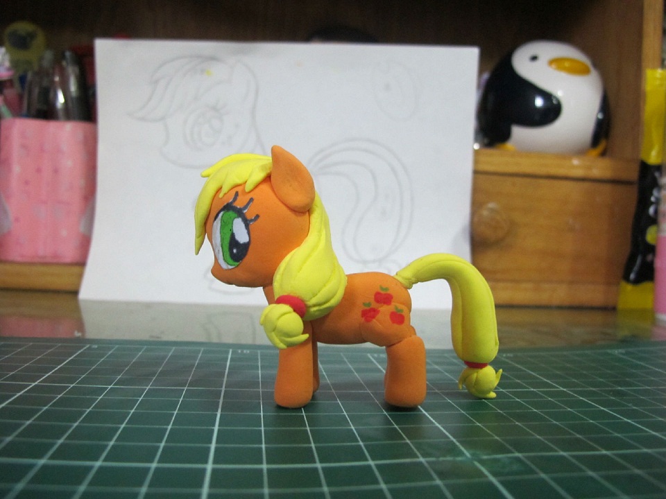 幾張手繪圖和用黏土做的小馬 @彩虹小馬 系列（My Little Pony） 哈啦板 - 巴哈姆特