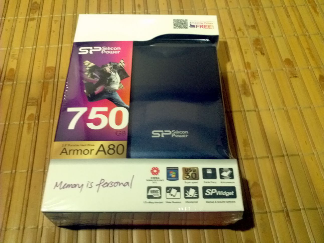 [不專業開箱文] 廣穎電通 SP - Armor A80 2.5吋 行動硬碟 @電腦應用綜合討論 哈啦板 - 巴哈姆特
