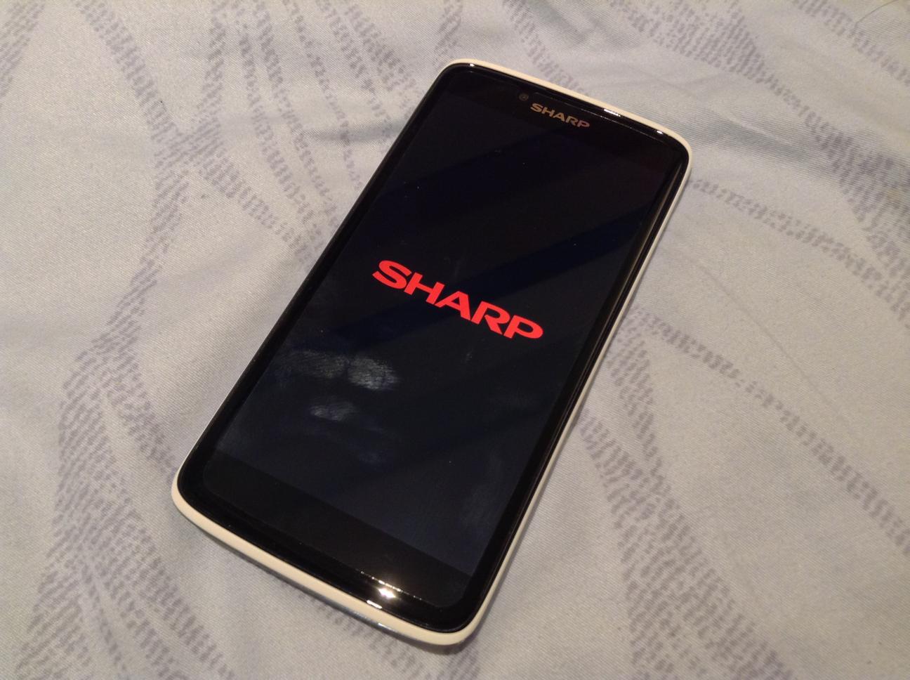 【開箱】平價の旗艦 SHARP SH837W 手機開箱 !! - nsx1693的創作 - 巴哈姆特