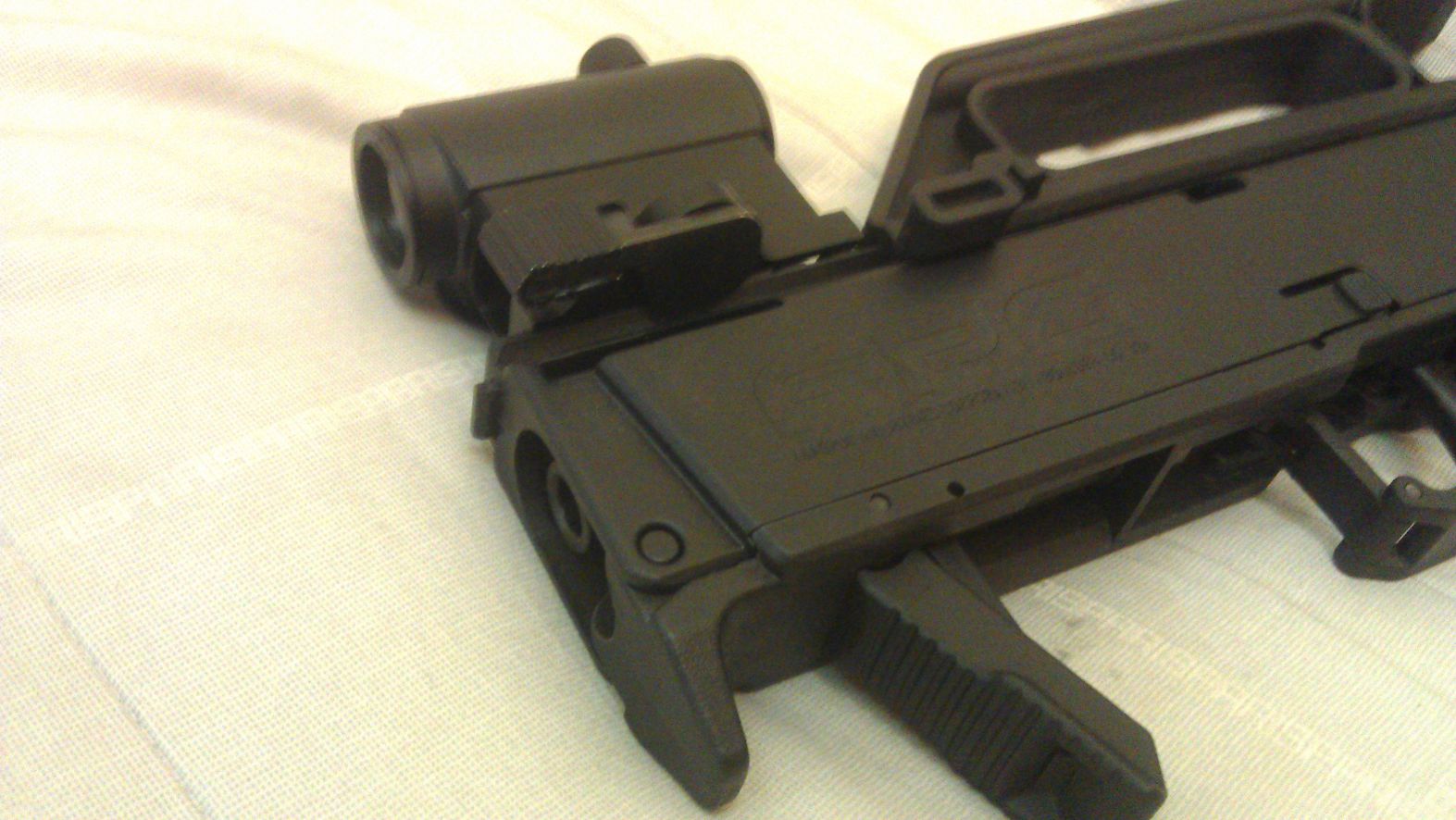 【情報】Magpul FMG-9 (FPG) 開箱~~ @野戰 (生存) 遊戲 精華區 - 巴哈姆特