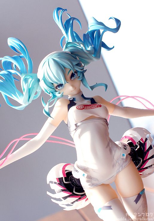 GSC《VOCALOID》 初音未來 賽車皇后2014 Ver. 15年4月預定 - gx9901seed的創作 - 巴哈姆特