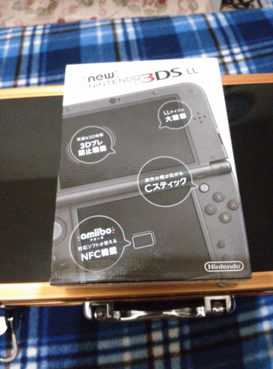 【心得】黑色開箱 @N3DS / Nintendo 3DS 哈啦板 - 巴哈姆特