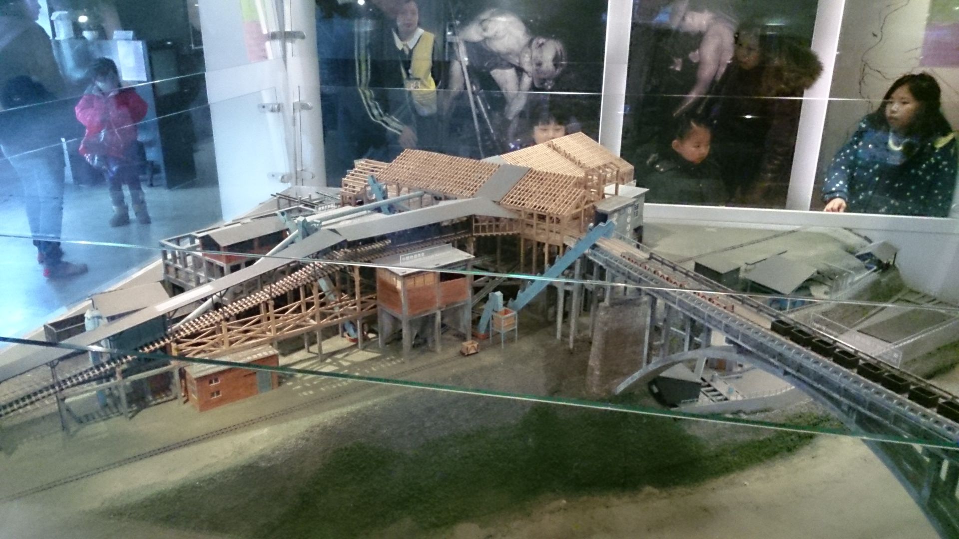 每日無聊文-相當誇張的新年一日遊-猴硐貓村之旅 - xyzabc的創作 - 巴哈姆特