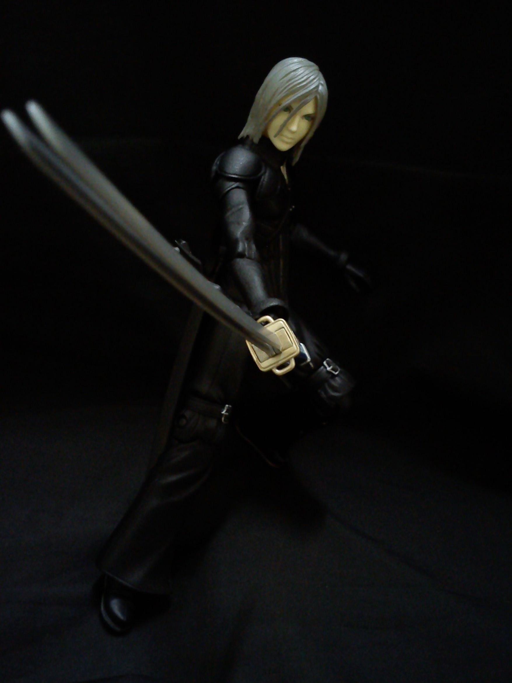 Play Arts-Kadaj(Final Fantasy VII AC)開箱 - jj77448811的創作 - 巴哈姆特