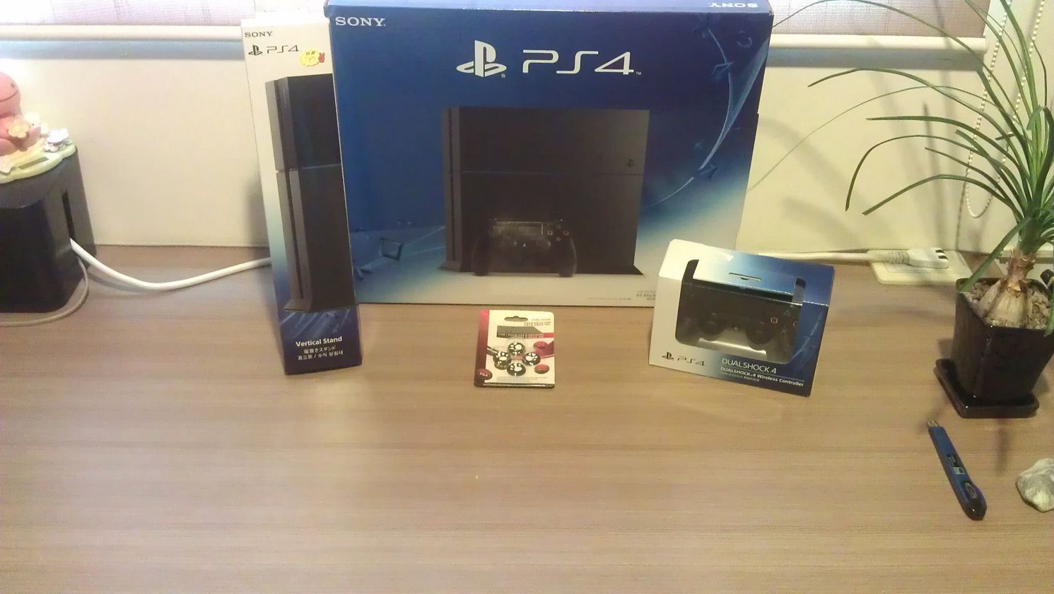 【開箱】PS4 CUH-1207A 極致黑：退伍了，慰勞一下自己！ @PS4 / PlayStation4 哈啦板 - 巴哈姆特