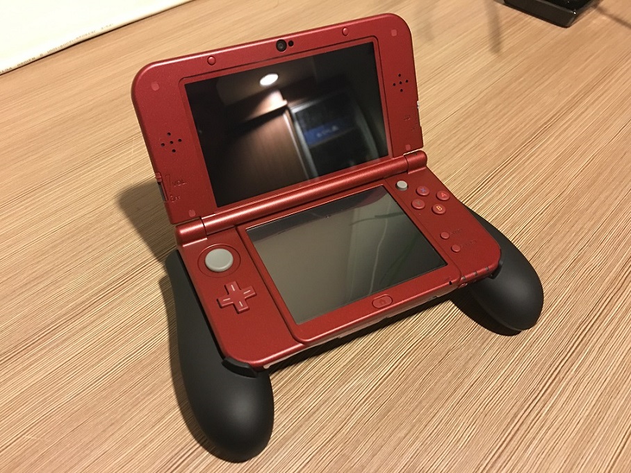 【開箱】New N3DS LL 金屬紅：身為首投族，這神聖的一票就投給任大吧！ @N3DS / Nintendo 3DS 哈啦板 - 巴哈姆特