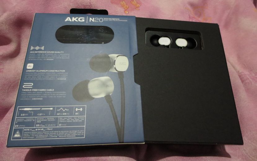 [開箱]AKG N20U - Marksu的創作 - 巴哈姆特