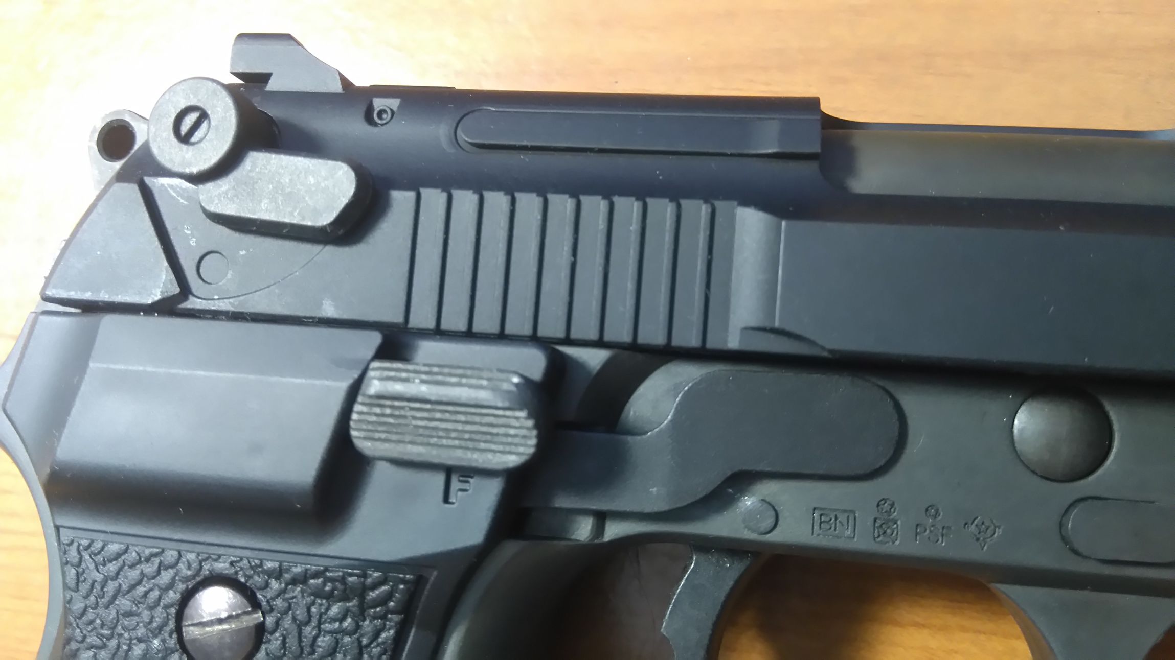 【其他】LayLax Beretta M9 Dolphin FS @野戰 (生存) 遊戲 精華區 - 巴哈姆特