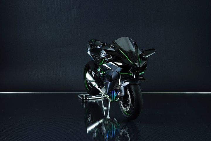 【作品分享】TAMIYA Kawasaki Ninja H2R @模型技術與資訊 哈啦板 - 巴哈姆特