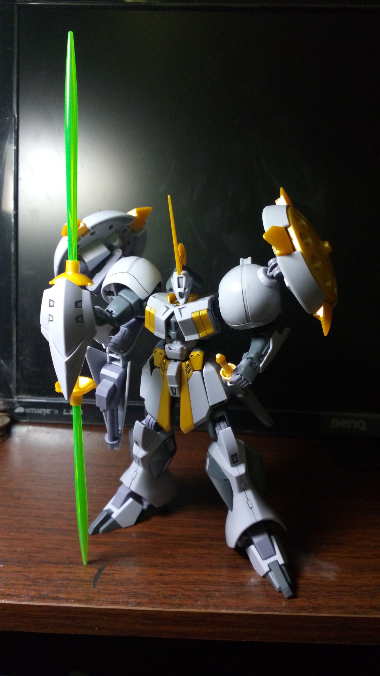 【心得】[作品分享] HGUC，1/144 AMX-104, R jarja @模型技術與資訊 哈啦板 - 巴哈姆特