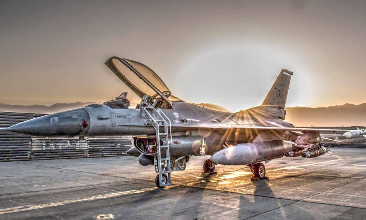 鬼扯F/A-18跟台灣的契合度 - s3121456的創作 - 巴哈姆特