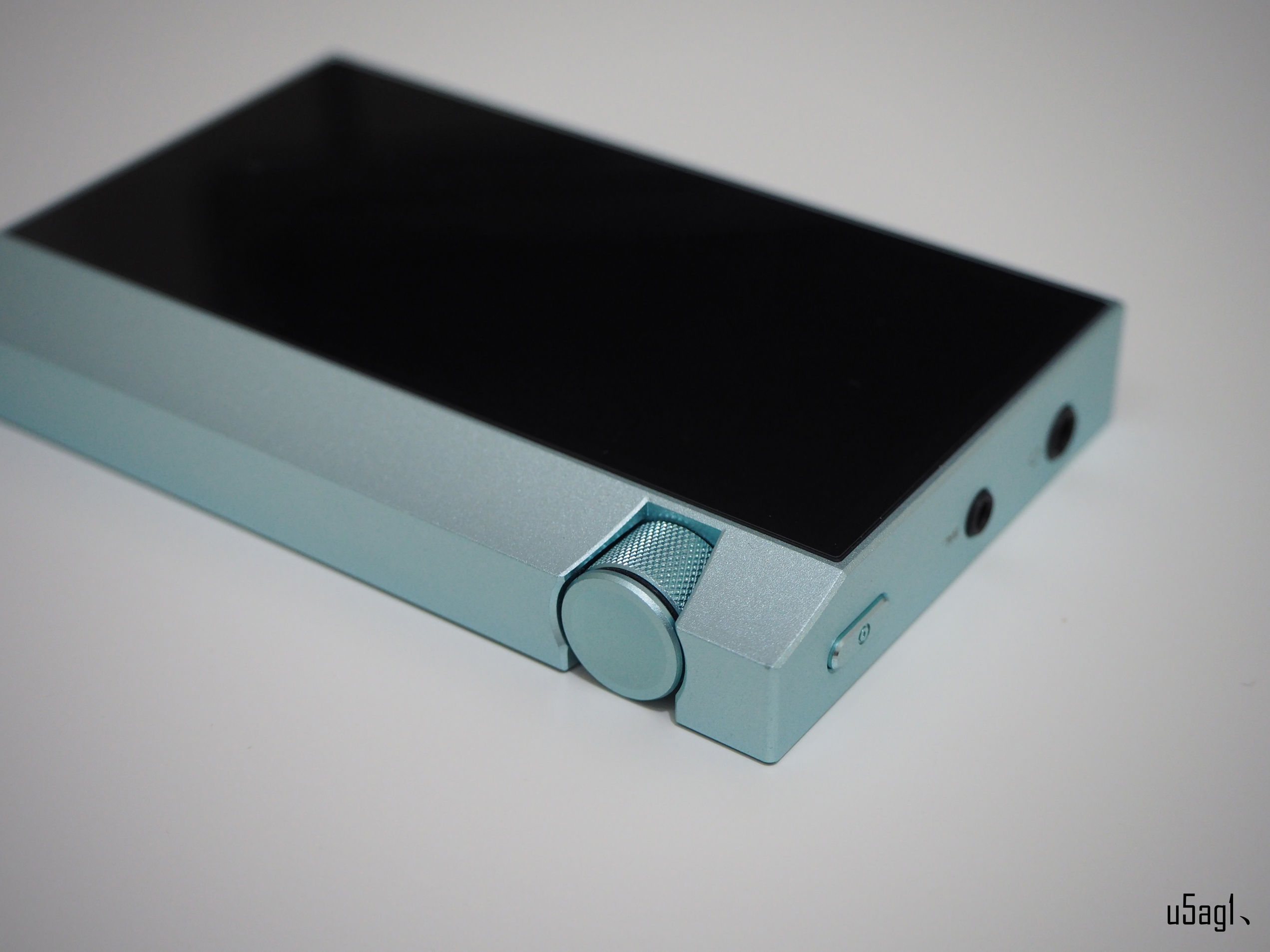 【評測】内外都是小清新 -- Astell&Kern AK70 - flyj222的創作 - 巴哈姆特