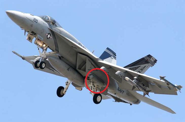 【情報】F/A-18：我們每機一台ATFLIR，追瞄偷拍小意思！他國戰機：.... - REDPIG的創作 - 巴哈姆特