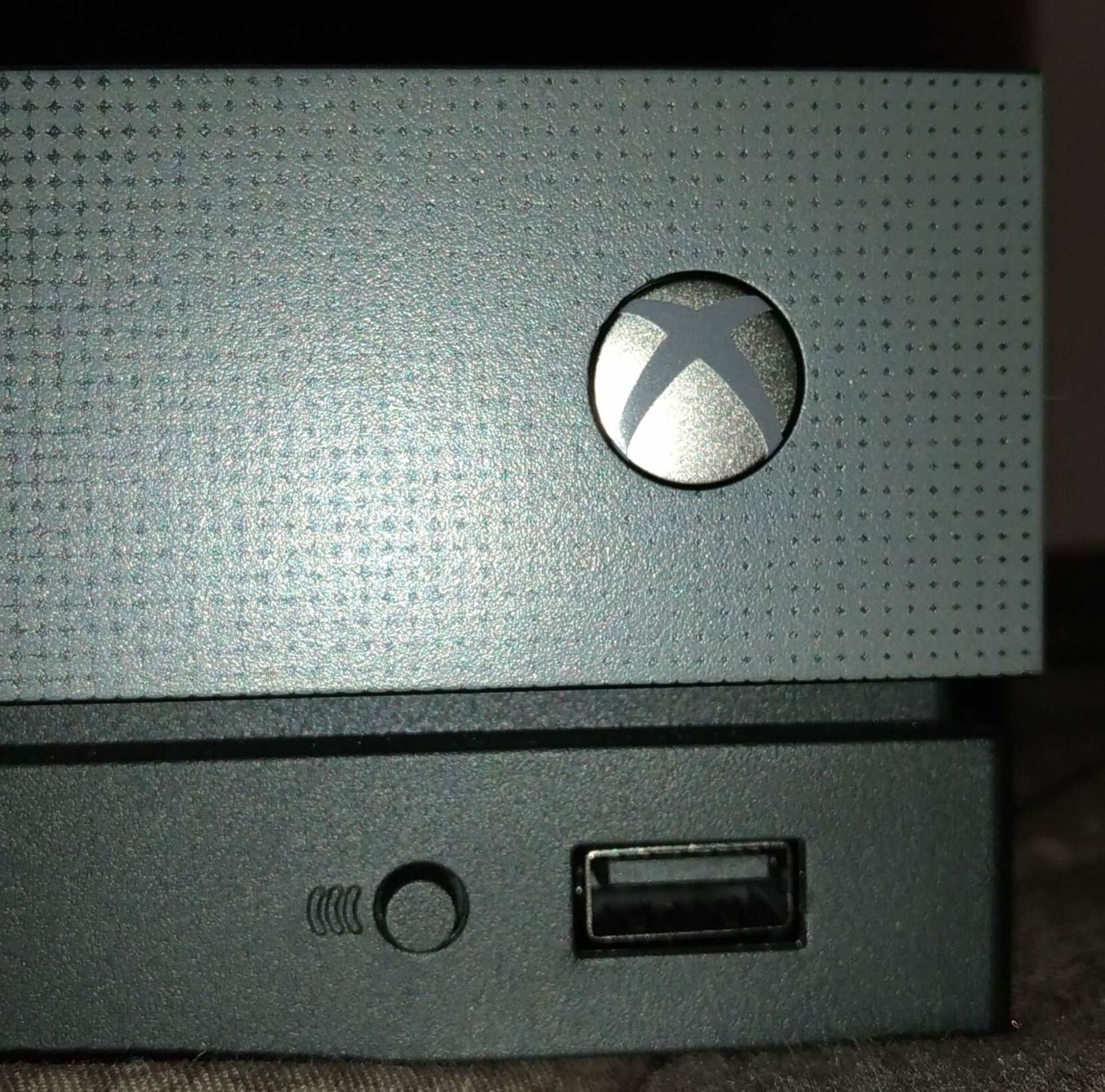 【開箱】Xbox One X Project Scorpio Edition 簡易開箱分享 - mistyrainlin的創作 - 巴哈姆特