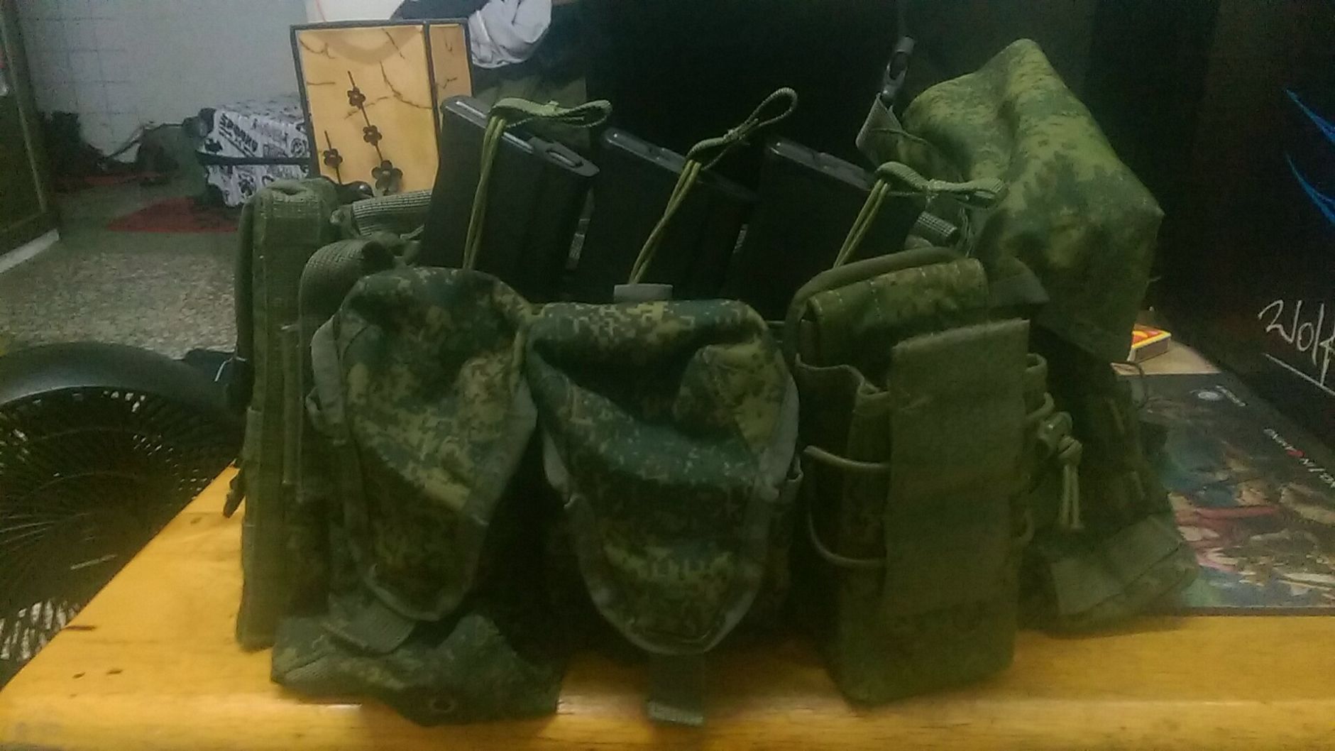 【心得】俄羅斯 通用數位迷彩 6B46 戰術背心 開箱 @野戰 (生存) 遊戲 哈啦板 - 巴哈姆特