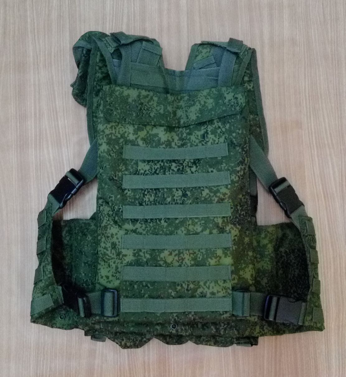 【心得】俄羅斯 通用數位迷彩 6B46 戰術背心 開箱 @野戰 (生存) 遊戲 哈啦板 - 巴哈姆特