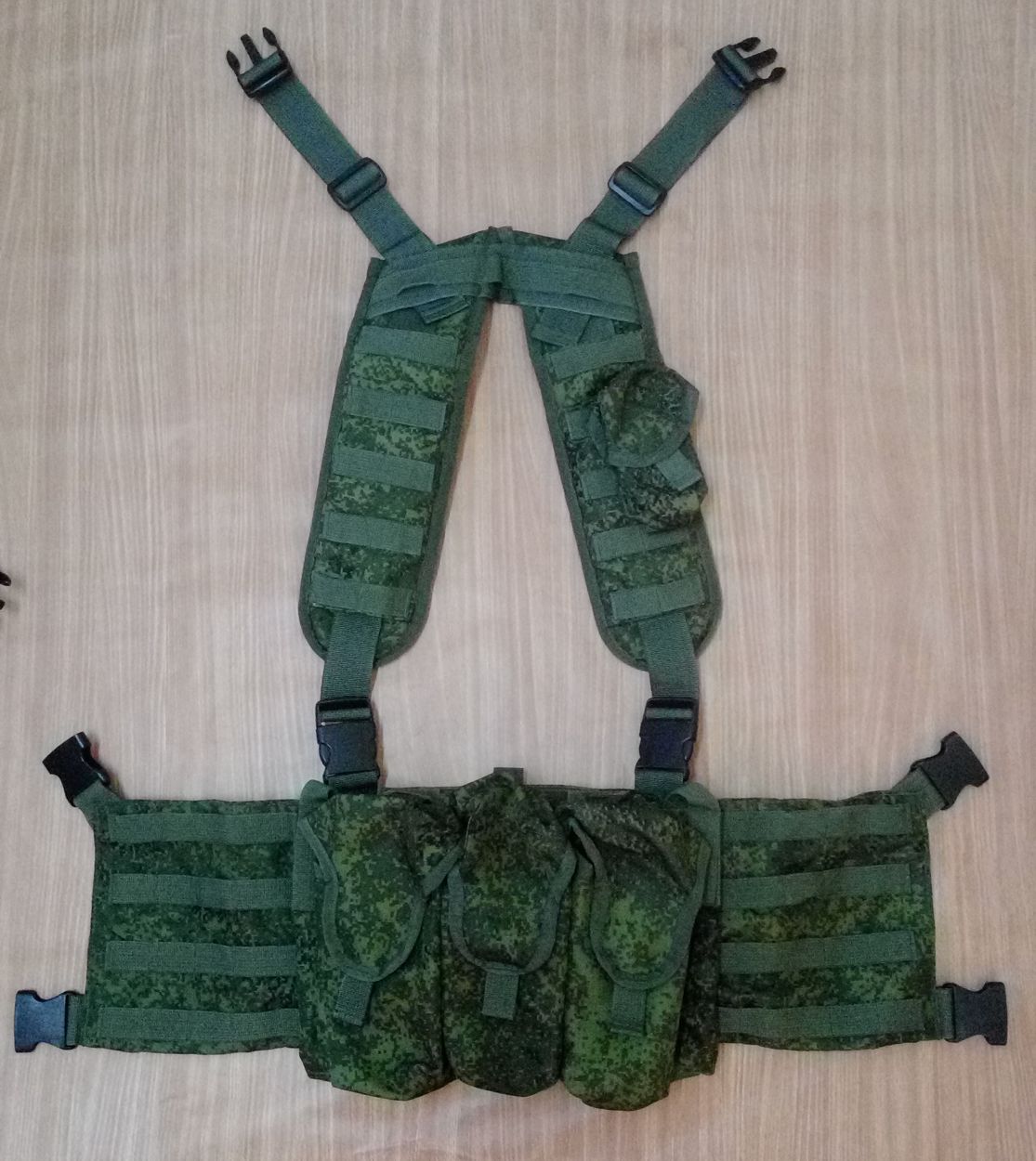 【心得】俄羅斯 通用數位迷彩 6B46 戰術背心 開箱 @野戰 (生存) 遊戲 哈啦板 - 巴哈姆特