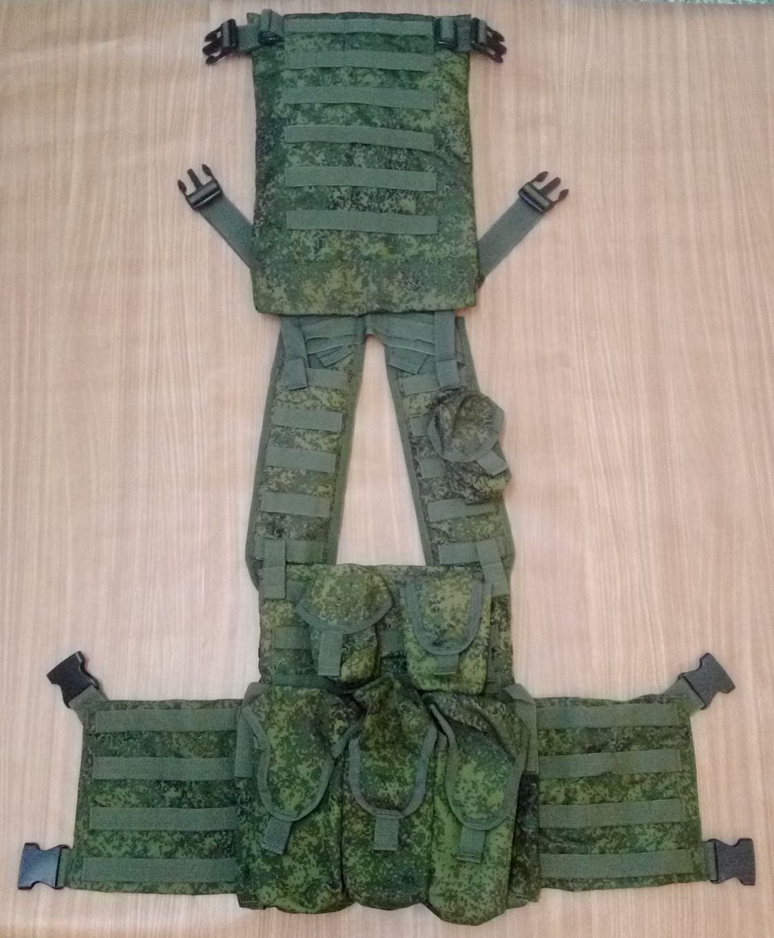 【心得】俄羅斯 通用數位迷彩 6B46 戰術背心 開箱 @野戰 (生存) 遊戲 哈啦板 - 巴哈姆特