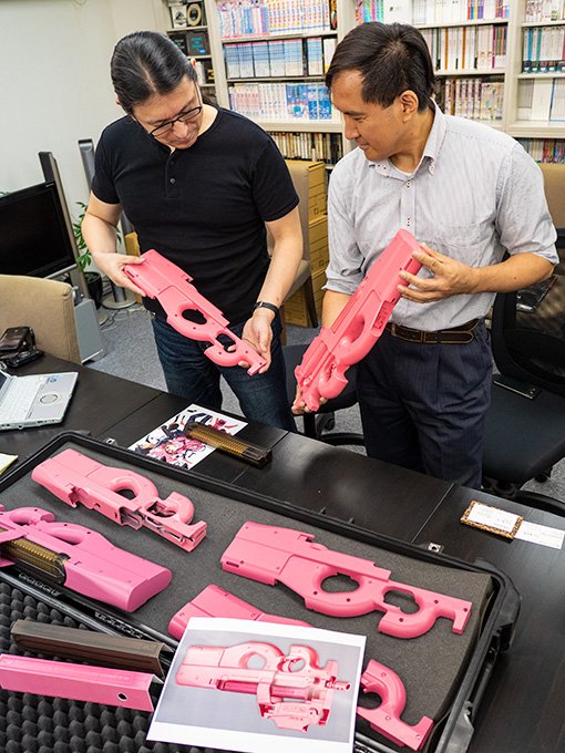 【情報】[GGO]Tokyo MARUI P90 Ver. LLENN @時雨澤惠一 作品集（原名：奇諾之旅） 哈啦板 - 巴哈姆特