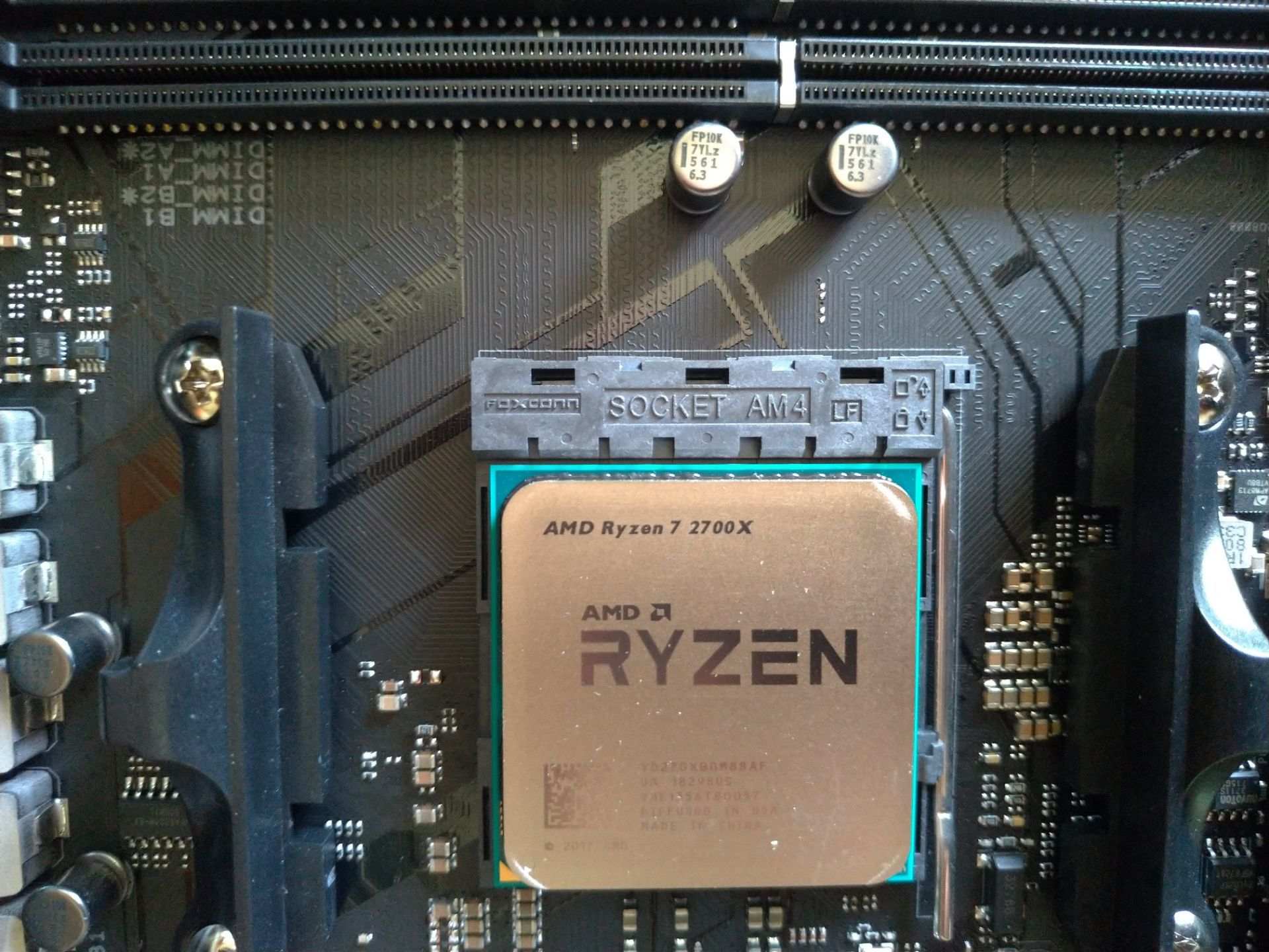 【心得】r7 2700x Crosshair Vii Hero及一些零件開箱 電腦應用綜合討論 哈啦板 巴哈姆特
