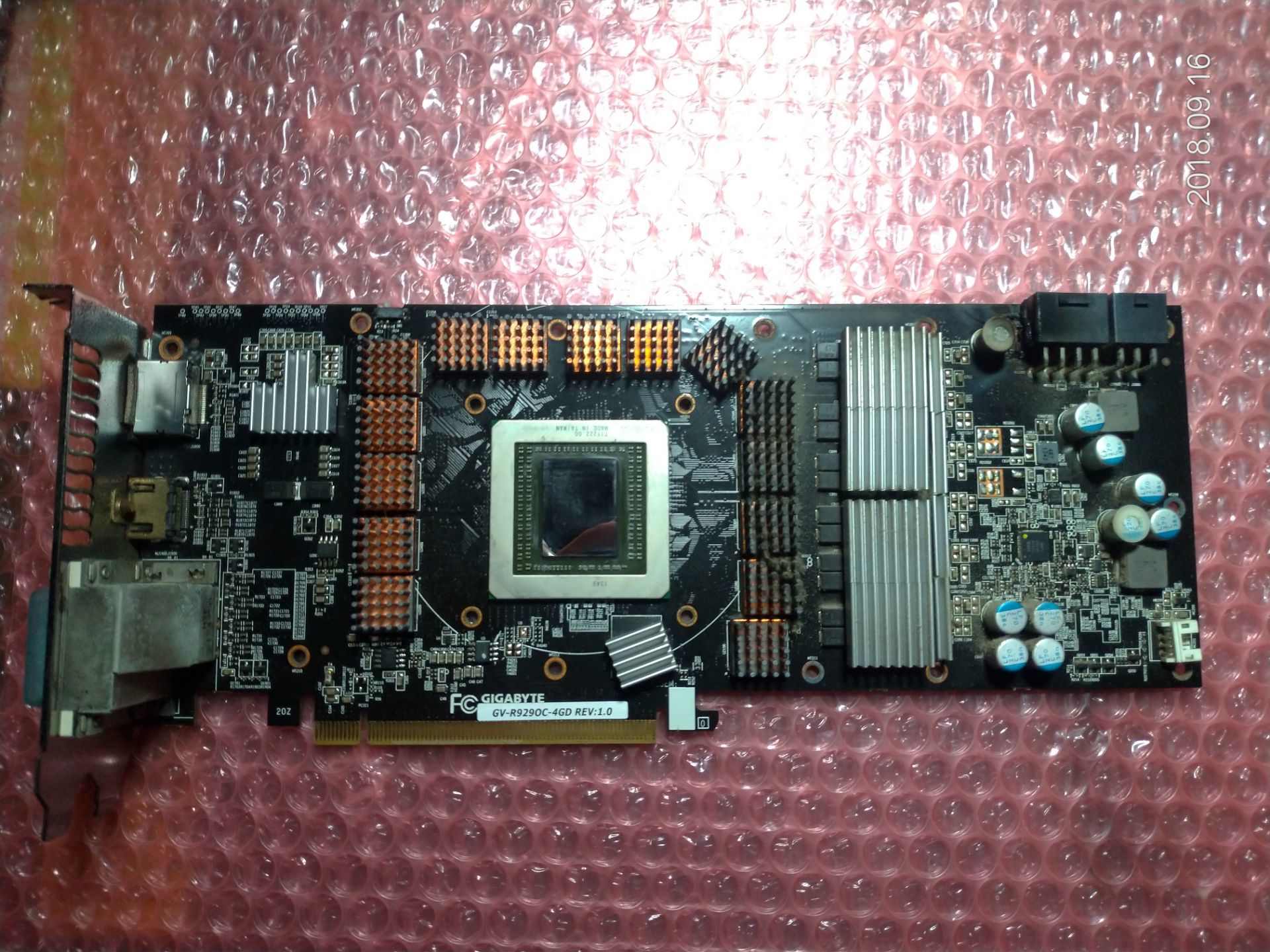 【閒聊】灰塵盡量定期清理 不然可能像我這樣... @電腦應用綜合討論 哈啦板 - 巴哈姆特