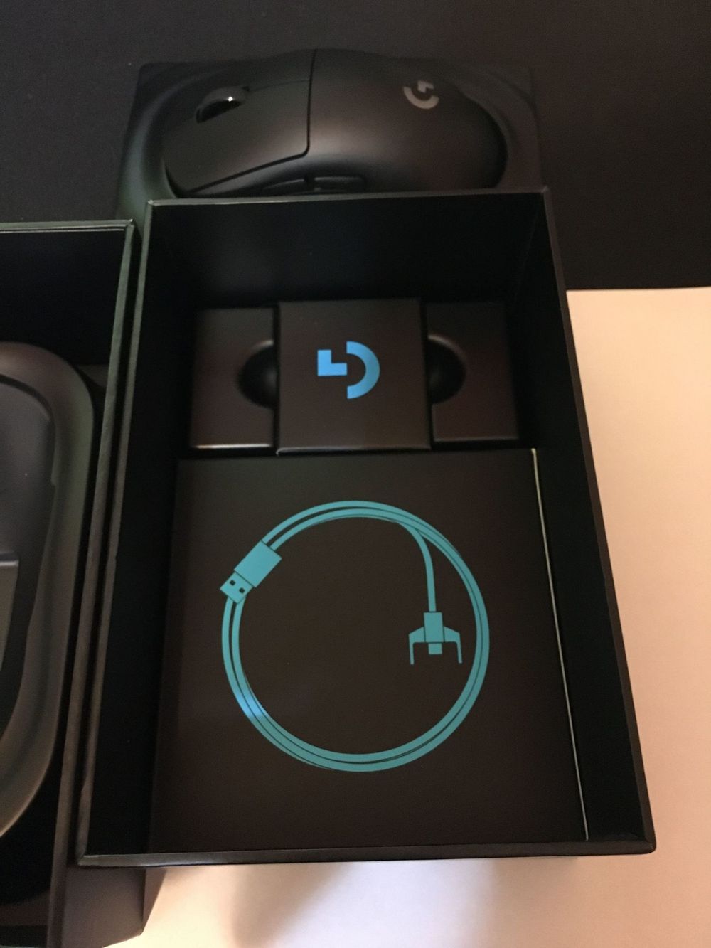 【心得】羅技 G Pro Wireless 簡易開箱 附不專業評測與G903 @電腦應用綜合討論 哈啦板 - 巴哈姆特