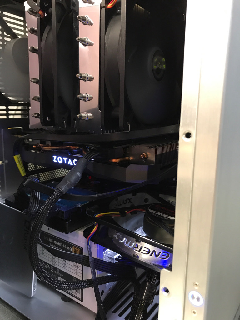 【閒聊】這顆LEADEX 850W顏色不對....我看可能中暑了..... @電腦應用綜合討論 哈啦板 - 巴哈姆特