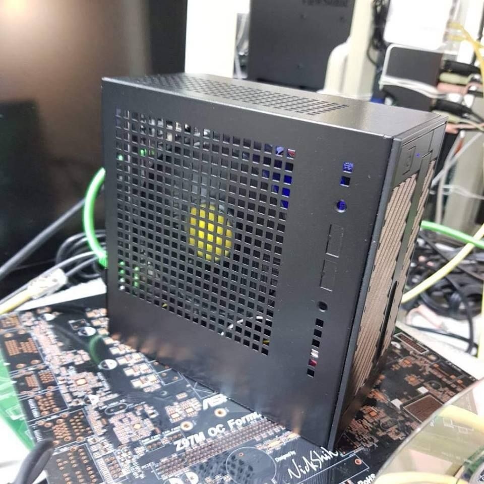 【情報】華擎首款 AM4 STX主機板，Deskmini A300M-STX @電腦應用綜合討論 哈啦板 - 巴哈姆特