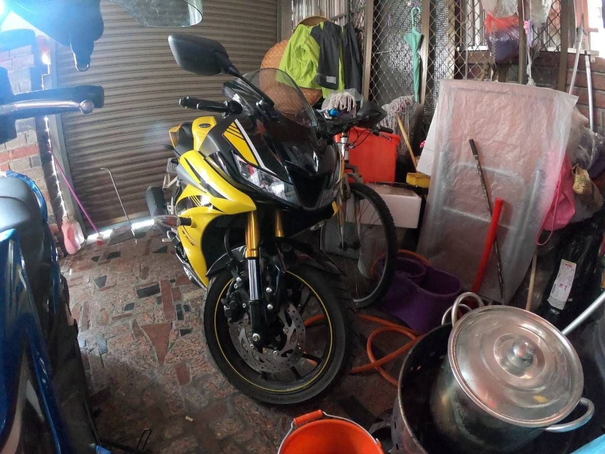 RE:【心得】Yamaha R15 Version3.0 入庫小開箱 @汽機車討論 哈啦板 - 巴哈姆特