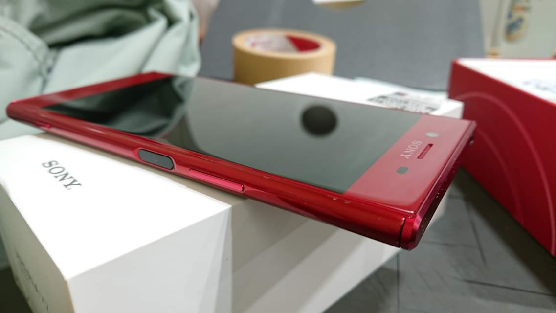 [心得]開箱 SONY XPERIA XZP 鏡紅 @智慧型手機 哈啦板 - 巴哈姆特