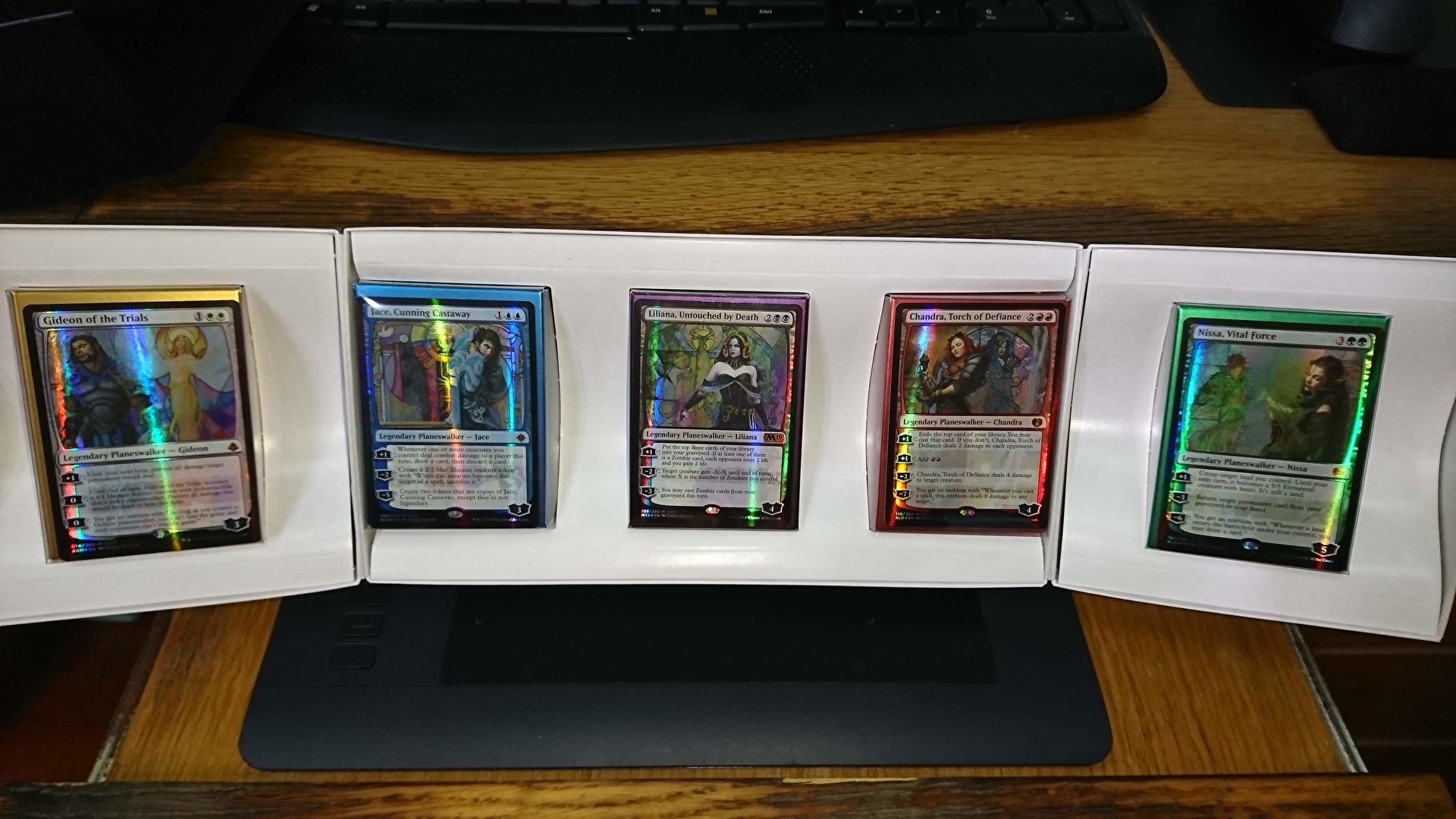 [MTG] 魔風開箱文 SDCC 2018 Promo - atingtdm的創作 - 巴哈姆特