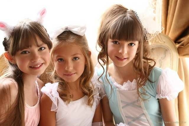 RE:【情報】我昨天在電車上被一對蘿莉偷拍（圖非當事蘿莉） @場外休憩區 哈啦板 - 巴哈姆特