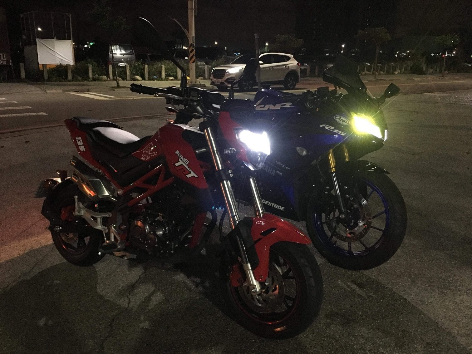 RE:【心得】Yamaha R15 Version3.0 入庫小開箱 @汽機車討論 哈啦板 - 巴哈姆特