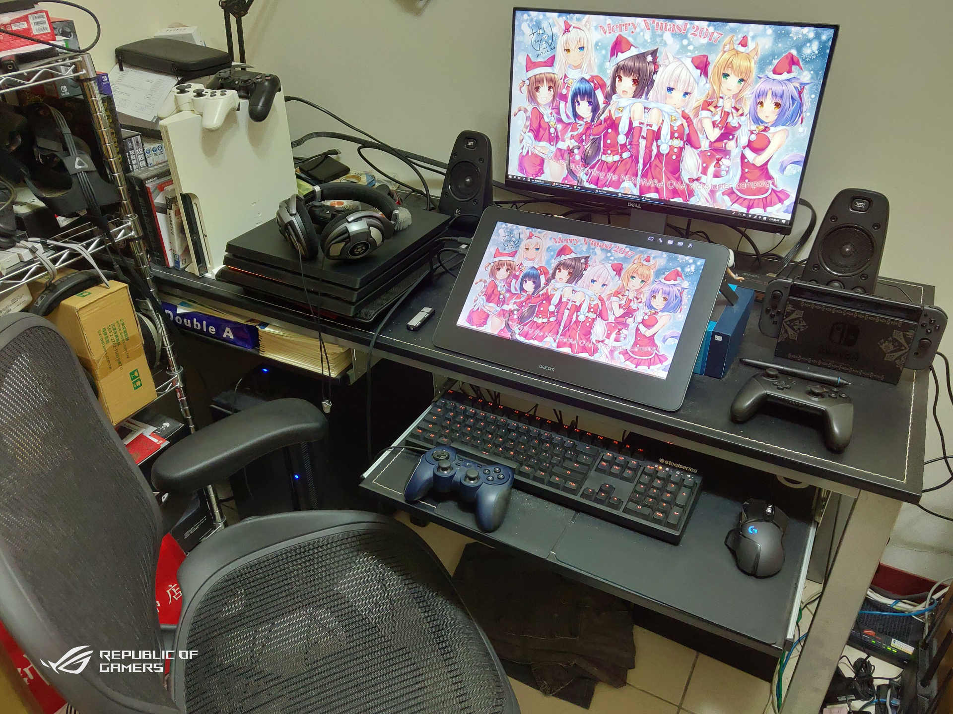 RE:【問題】請大家分享一下電腦桌的擺設！！ @電腦應用綜合討論 哈啦板 - 巴哈姆特