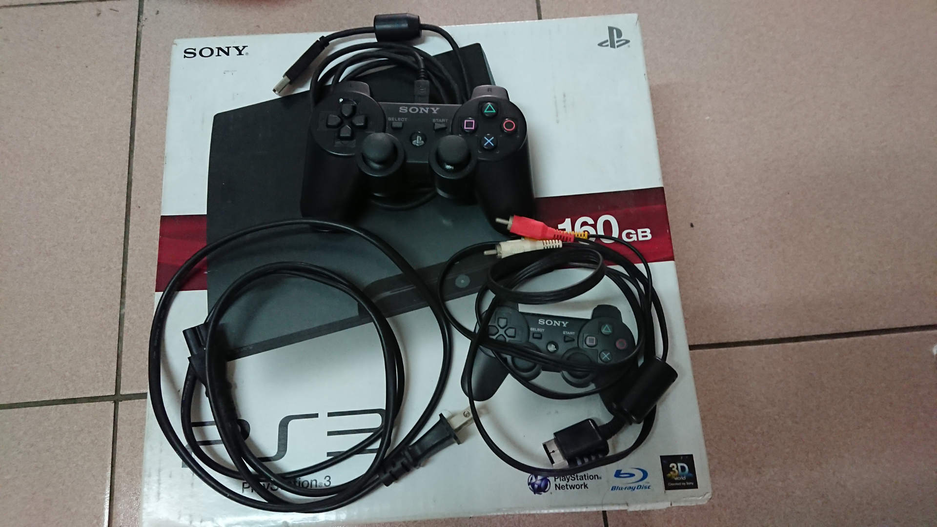 【出售】PS3 CECH-3007A 160GB +遊戲片 @ACG二手交易板 哈啦板 - 巴哈姆特