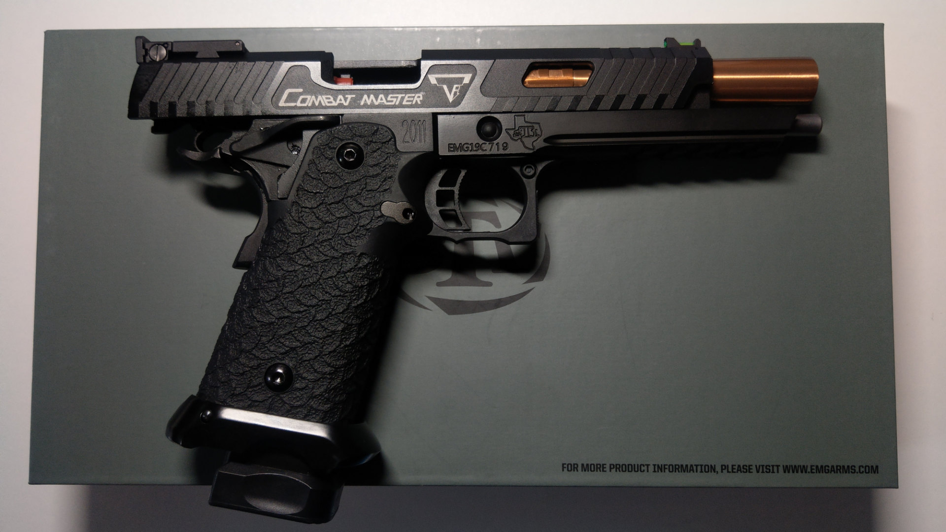 【閒聊】EMG TTI STI 2011 Combat master 簡易開箱 @野戰 (生存) 遊戲 哈啦板 - 巴哈姆特