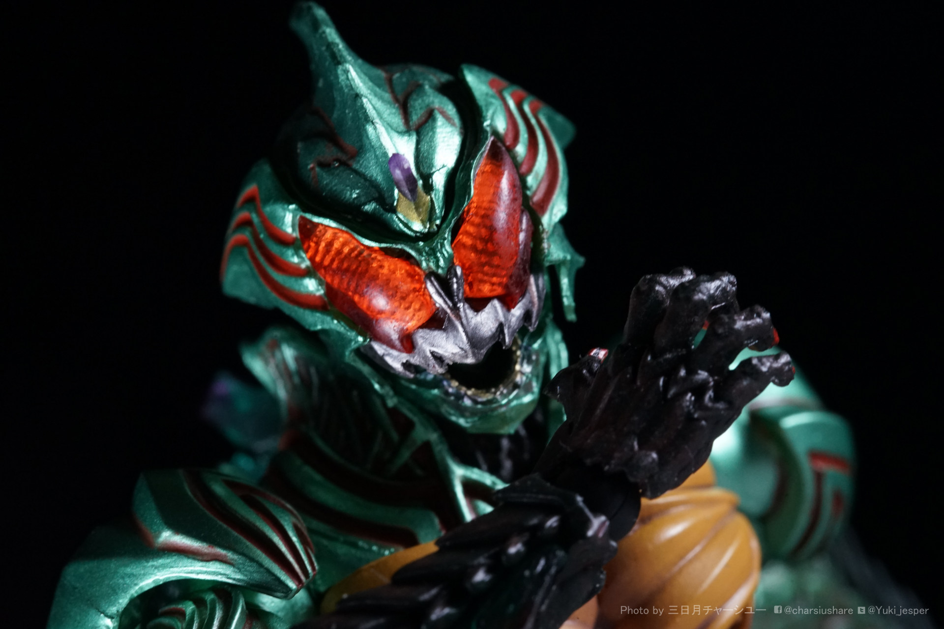 【心得】竹谷隆之大大 的 SIC kamen rider amazon omega 分享～ 『 叉燒會興趣式開箱』 @綜合公仔玩具討論區 哈啦 ...