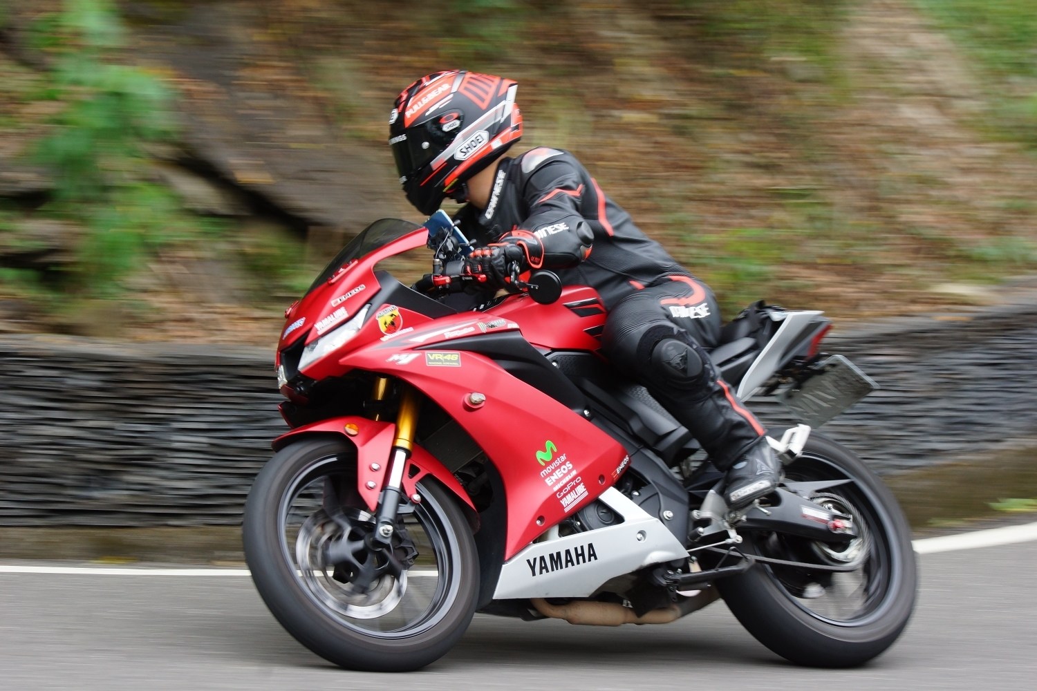 RE:【心得】Yamaha R15 Version3.0 入庫小開箱 @汽機車討論 哈啦板 - 巴哈姆特