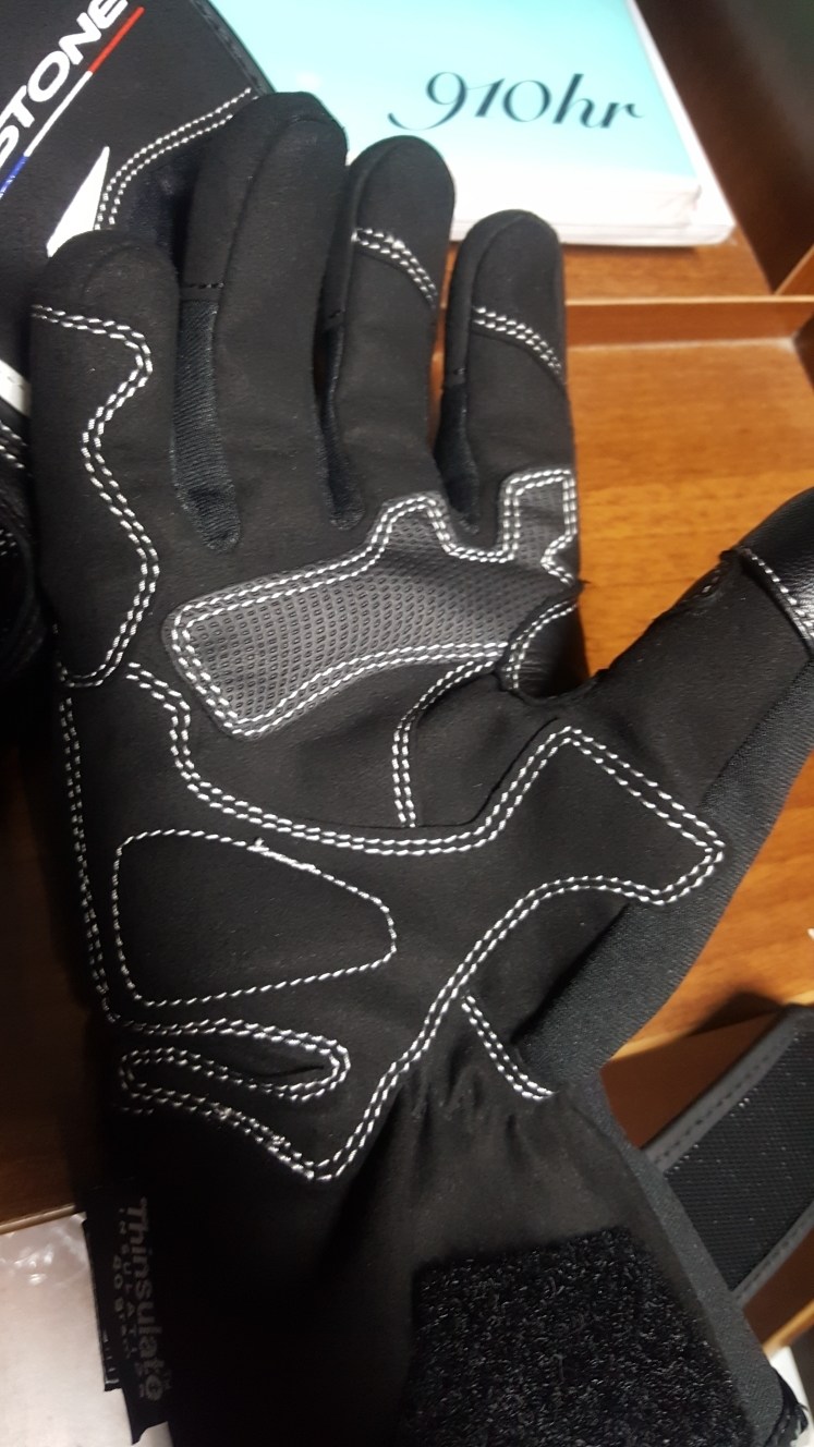 【心得】ASTONE GC01手套開箱 @汽機車討論 哈啦板 - 巴哈姆特