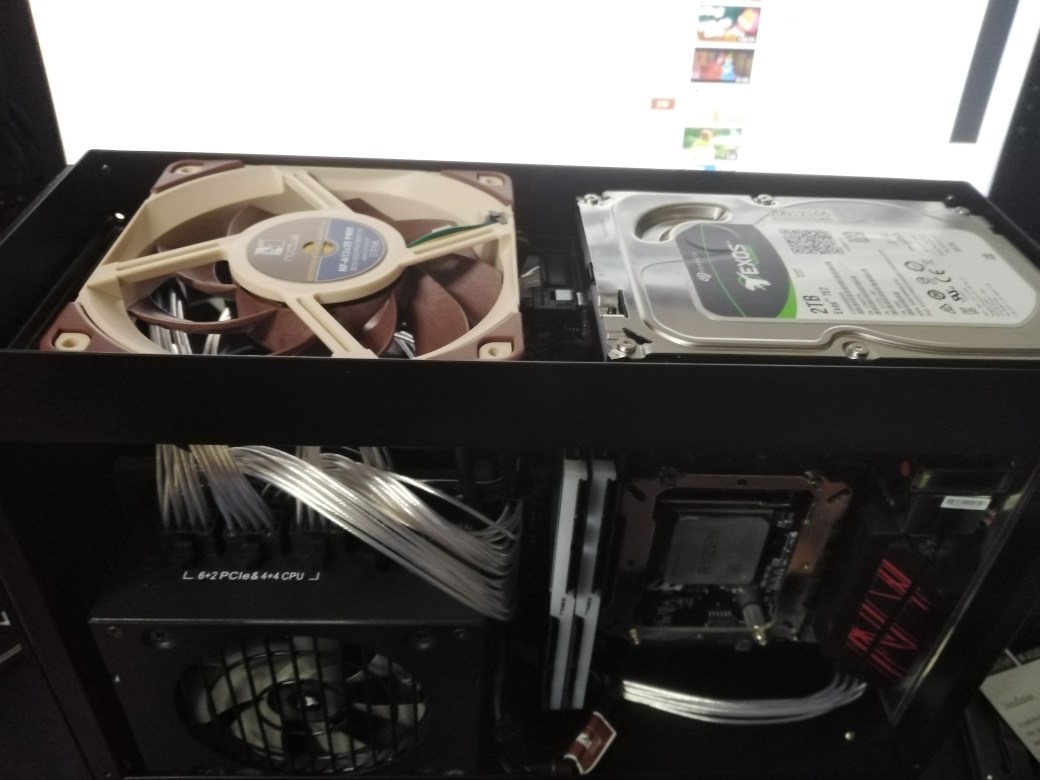 【心得】最強A4 ITX 機殼組裝心得分享（12/30更新） @電腦應用綜合討論 哈啦板 - 巴哈姆特