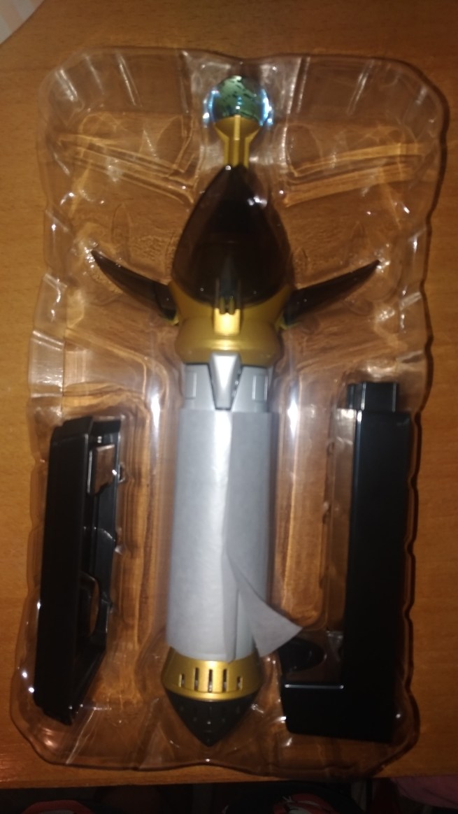 【心得】真正的勇者之証ㄧUltra Replica Cosmo Pluck開箱 @燃えろ!!特攝魂 哈啦板 - 巴哈姆特