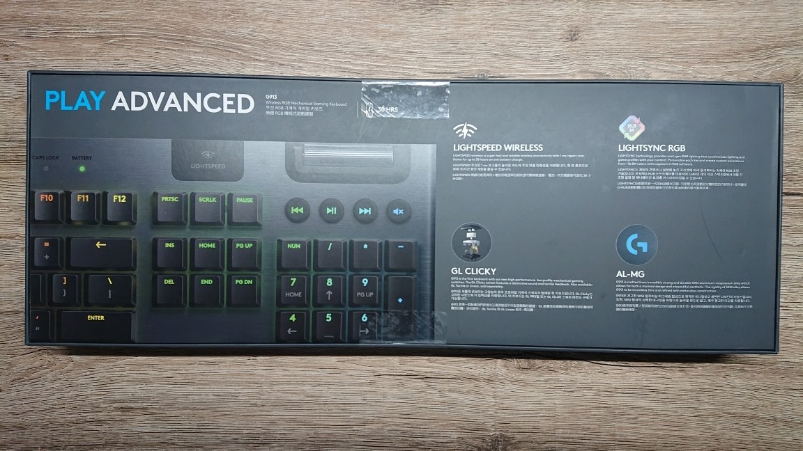 【心得】羅技 G913 簡單開箱 @電腦應用綜合討論 哈啦板 - 巴哈姆特