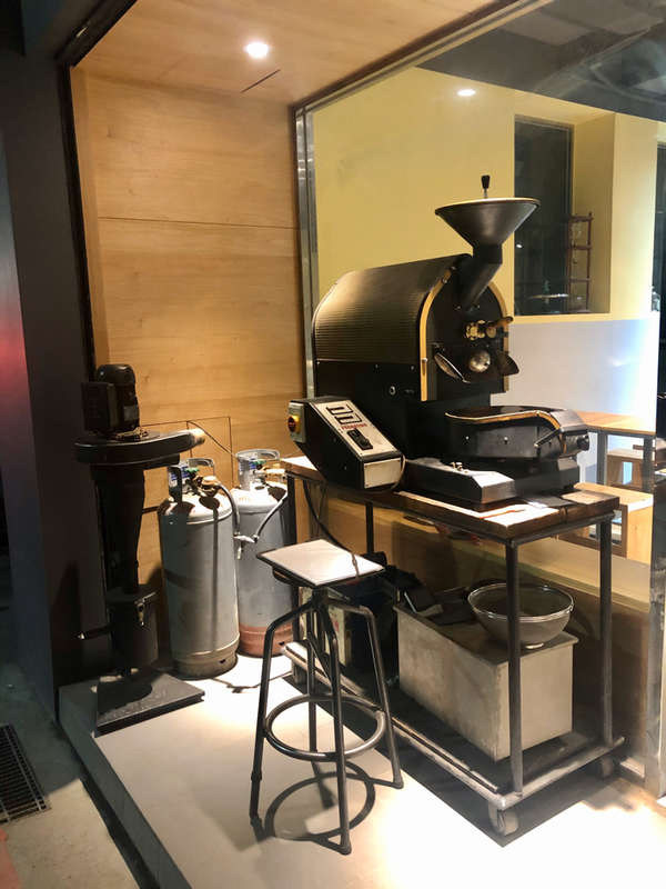 【心得】[下午茶]台北中山-LIBO CAFE平價復古工業風咖啡廳 @台北市 哈啦板 - 巴哈姆特