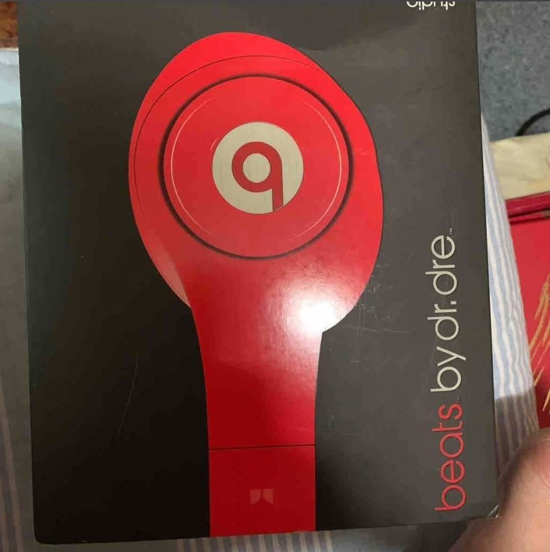 【問題】有大神知道這是哪款耳機ㄇ @影音視聽討論區 哈啦板 - 巴哈姆特