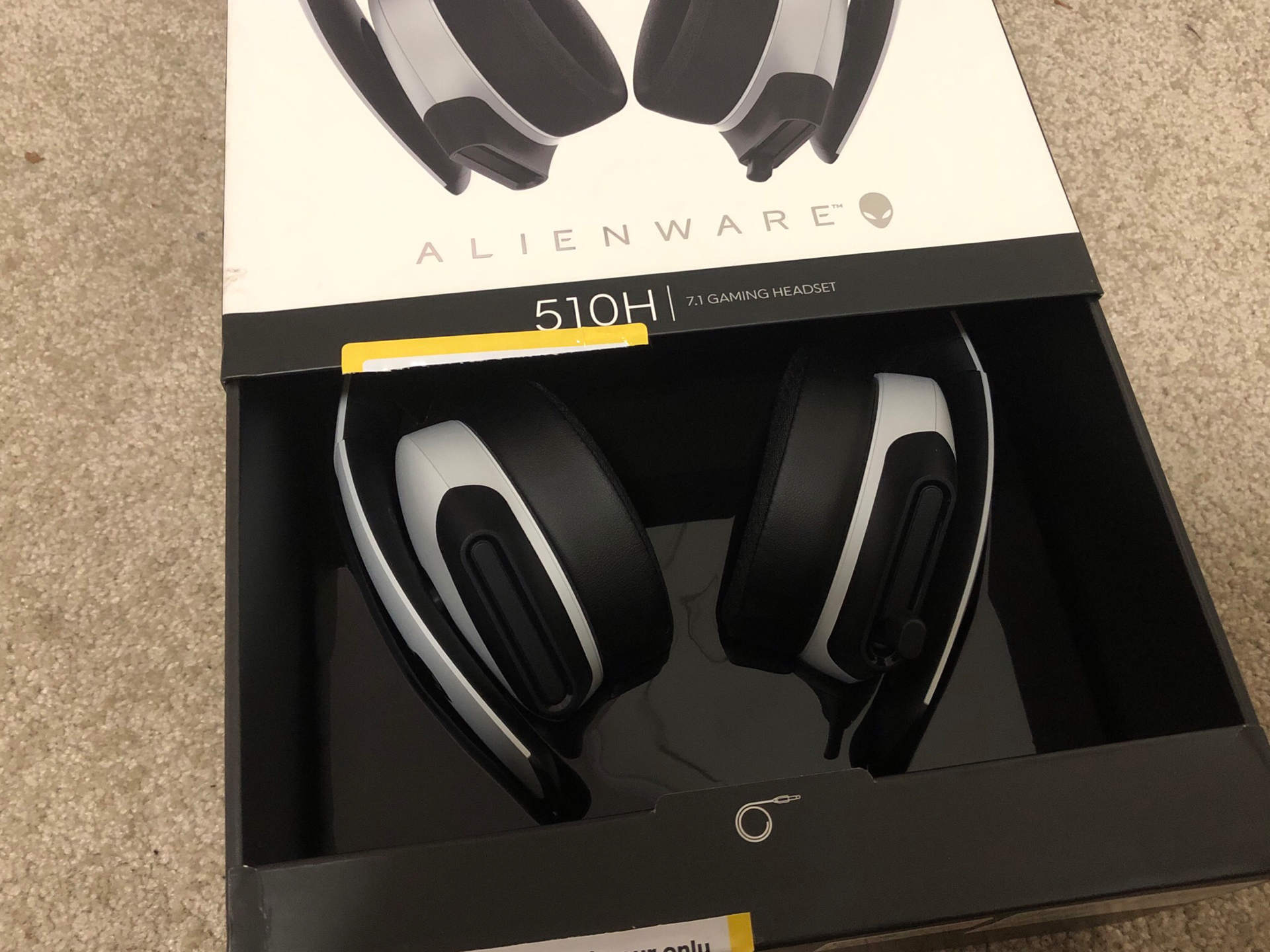 【心得】Alienware AW510H 耳機簡易開箱分享 @電腦應用綜合討論 哈啦板 - 巴哈姆特