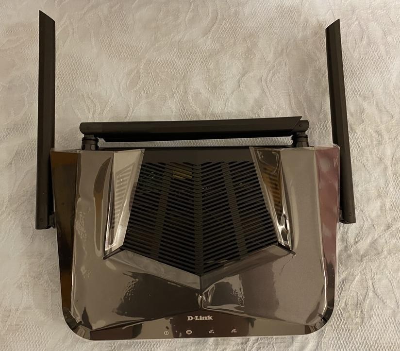 【心得】家用入門級 WiFi-6 AX 路由器 D-Link DIR-X1560 開箱 @電腦應用綜合討論 哈啦板 - 巴哈姆特